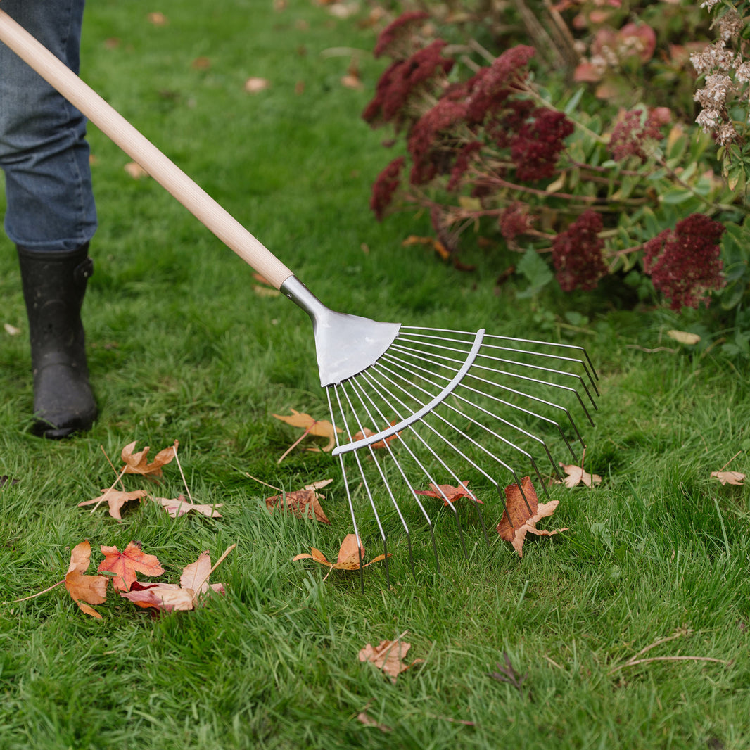 Garden Rakes | Buy Garden Rake Tools Online | Kent & Stowe