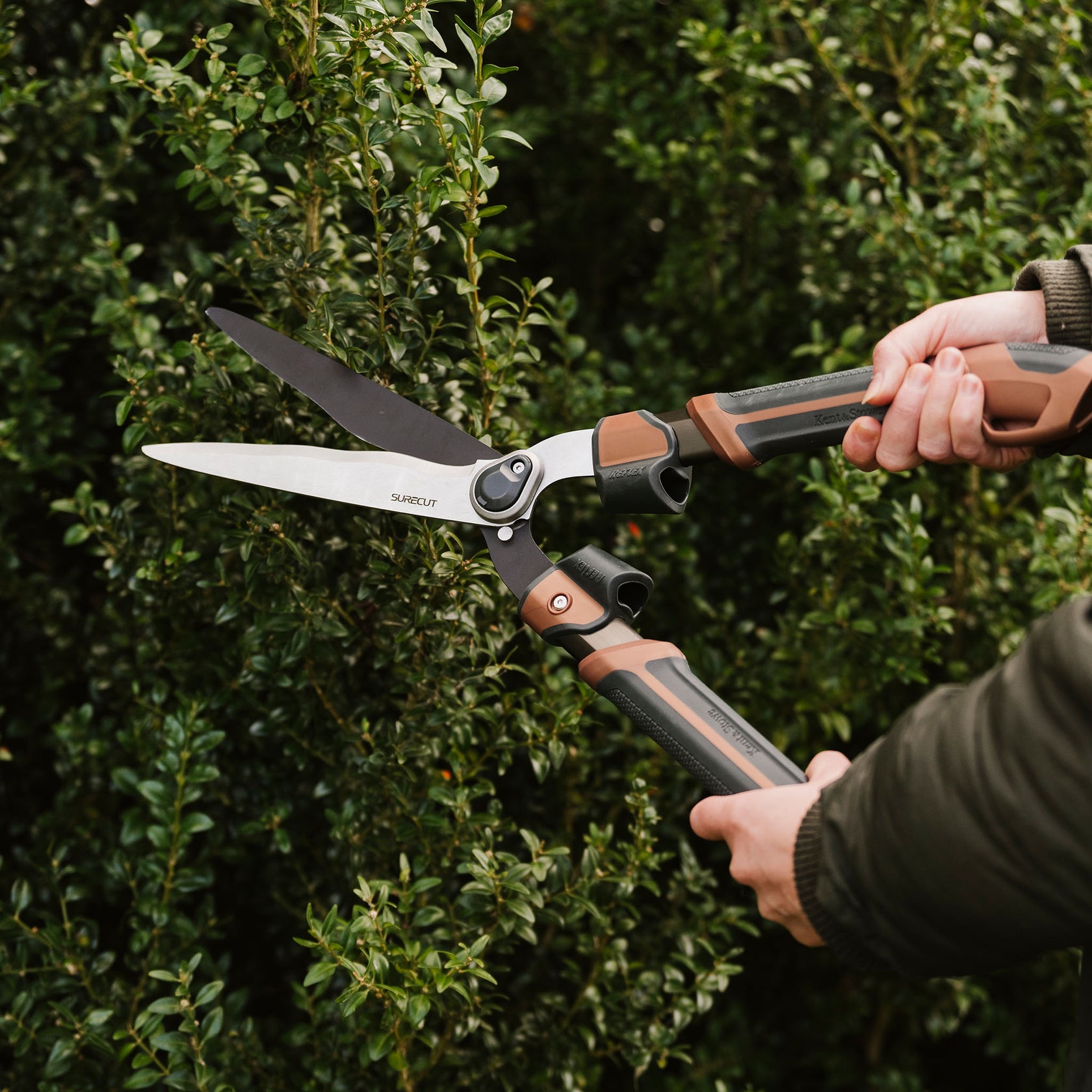 Kent & Stowe Garden Life Box Shears - Lightweight Tools