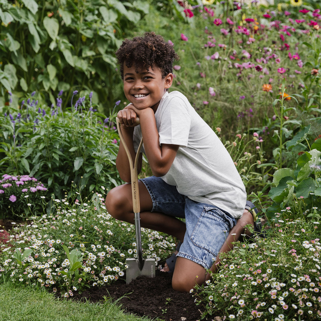 Kent & Stowe Kids Stainless Steel Digging Spade - Kids Tools – Kent ...