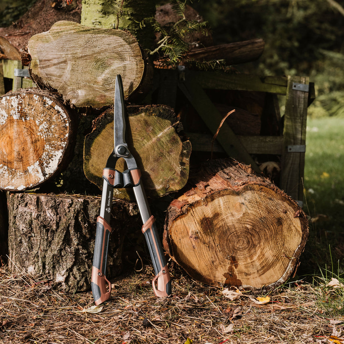 Kent & Stowe SureCut Hedge Shears - Cutting Tools